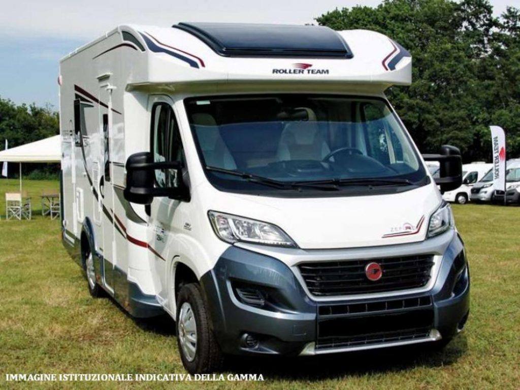 Roller Team Zefiro 265 Tl 2017 Camper Parzialmente Integrato Nuovo ...