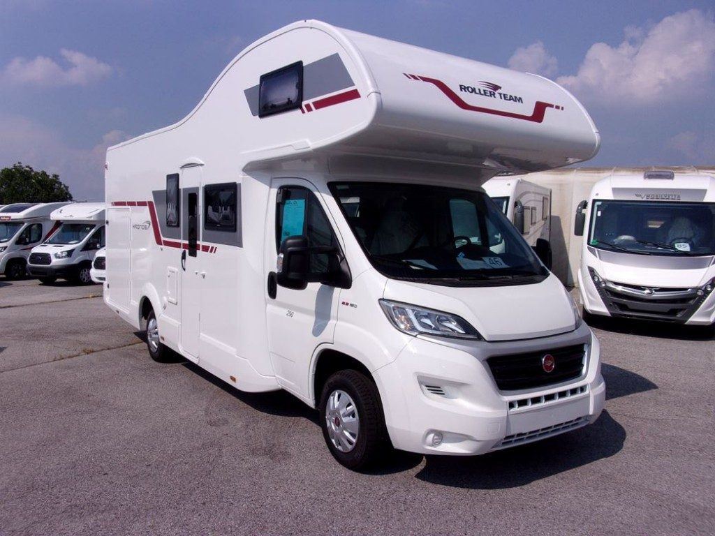 Roller Team Kronos 290m Camper Mansardato Nuovo 10532187 su IlMioCamper.com