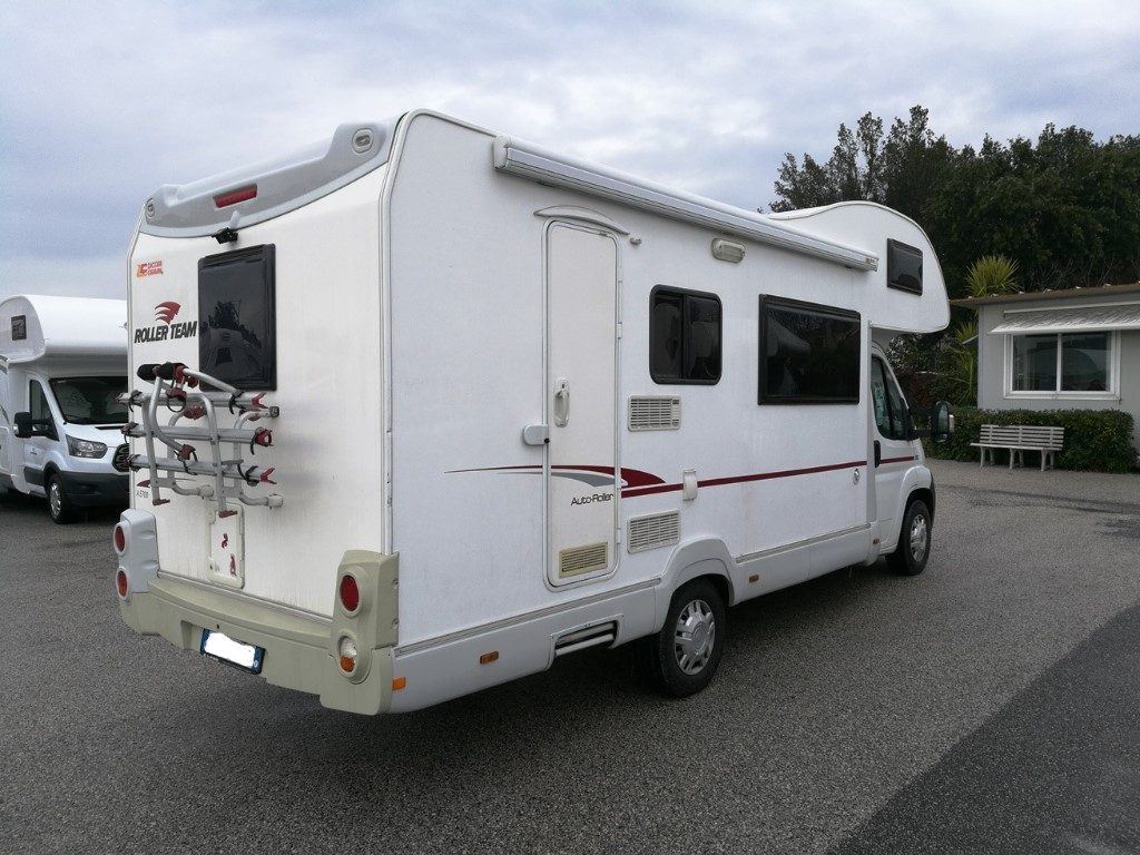 Roller Team Autoroller 7 Camper Mansardato Usato 11240770 su ...
