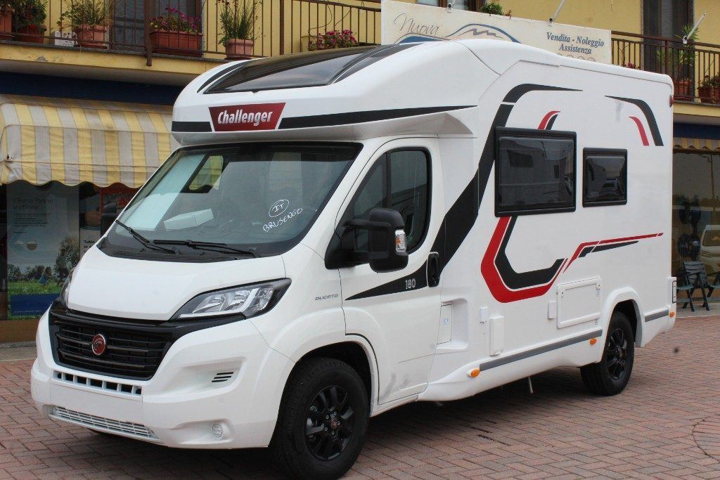 Challenger 180 Vip Fiat 140cv Camper Parzialmente Integrato Nuovo ...