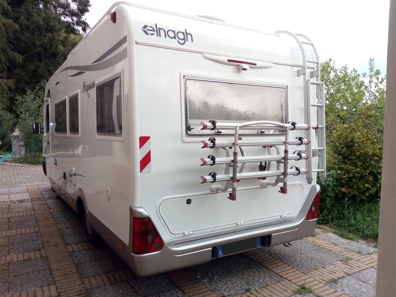 Motorhome Elnagh Magnum X8 PRI664 su IlMioCamper.com